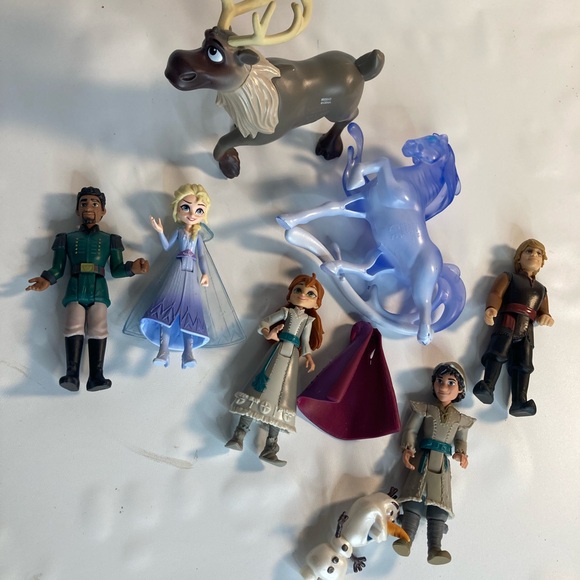 Disney | Toys | Hasbro Disney Frozen Collection Figures 8 Figures 45 ...